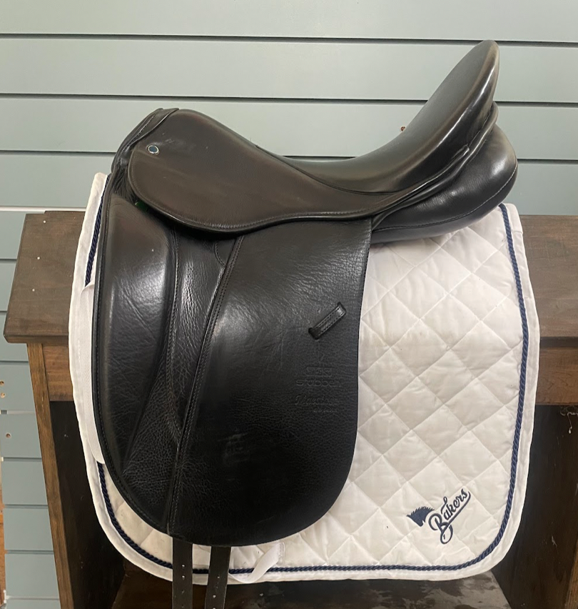 Stubben - Dressage Saddle – Baker's Saddlery